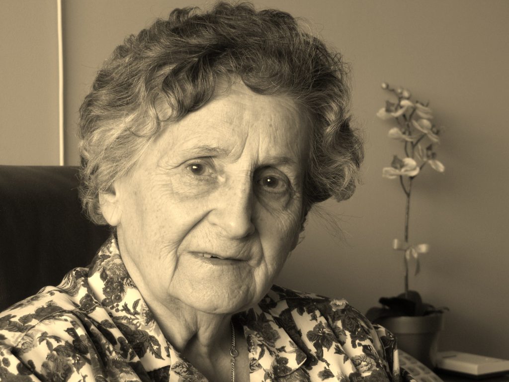 Helena SCHOUPS – Uitvaartcentrum Hayen